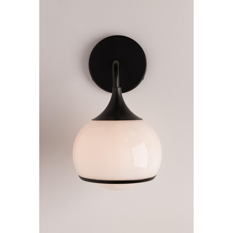 Reese 1 Light Bath and Vanity in Aged Brass – Foundry Lighting
