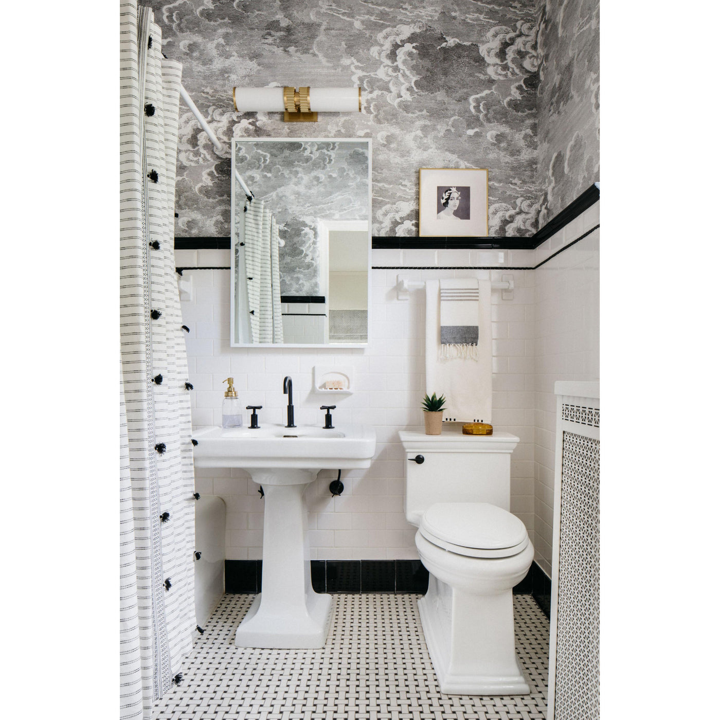 Harper 2-Light Bath and Vanity in Aged Brass 5.25L x 5.25W x 21H