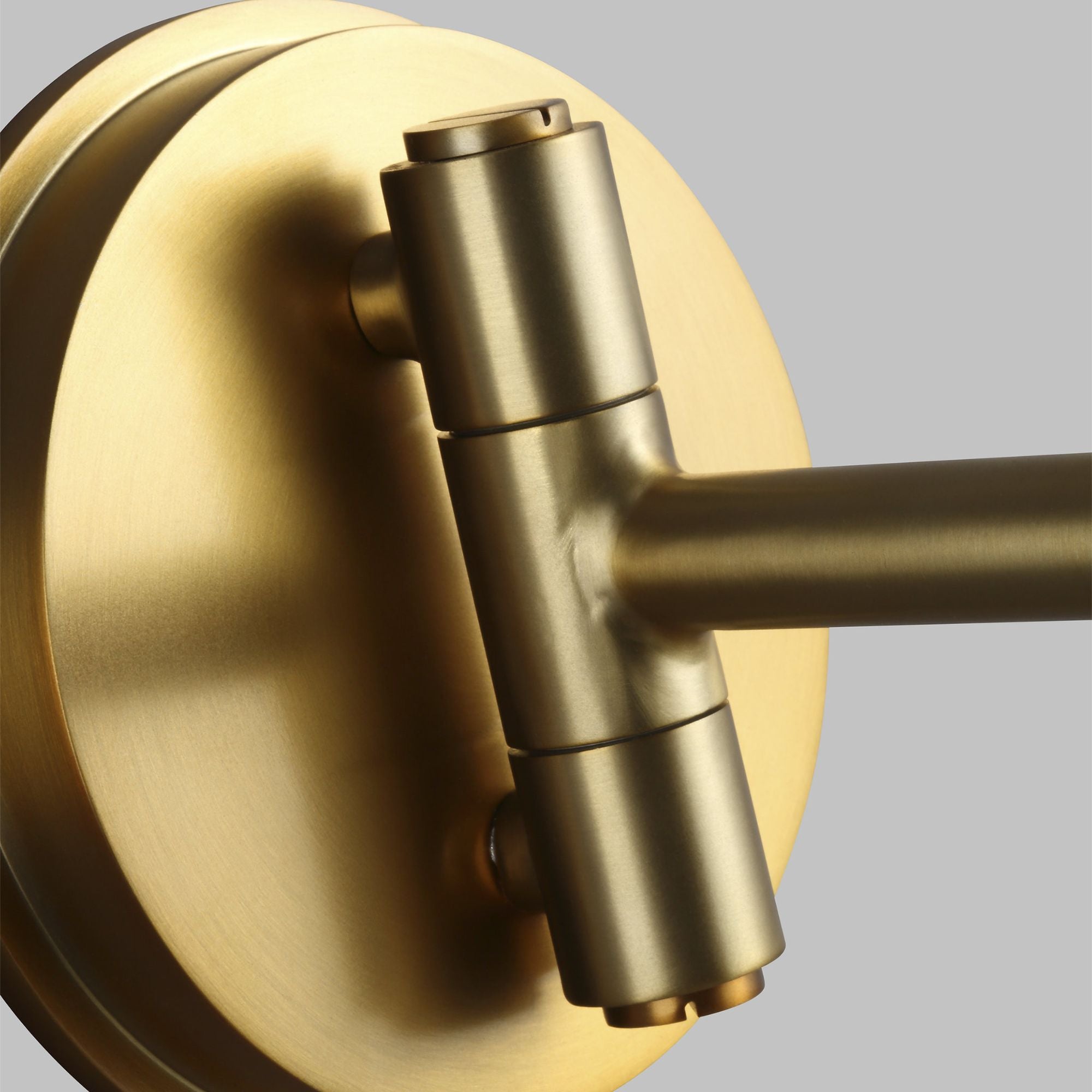 Kelly Wearstler Nodes Pivot Sconce in Burnished Brass